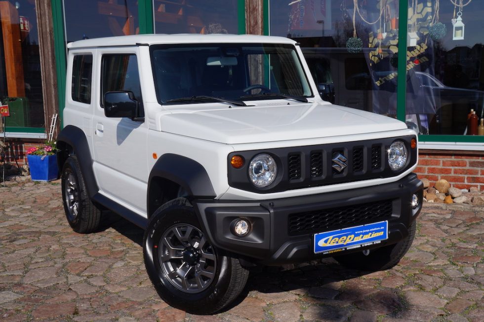 Suzuki Jimny — Automobile Jeep-Station